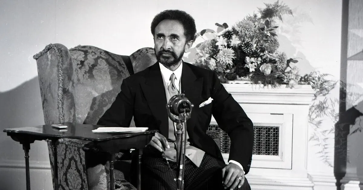 El Primer Teléfono: El Hito de Alexander Graham Bell que Conectó al ...